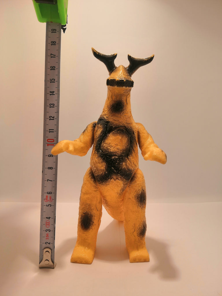 BANDAI Ultraman Kaiju Eleking Vintage Figure 1983 – Senpai Mart