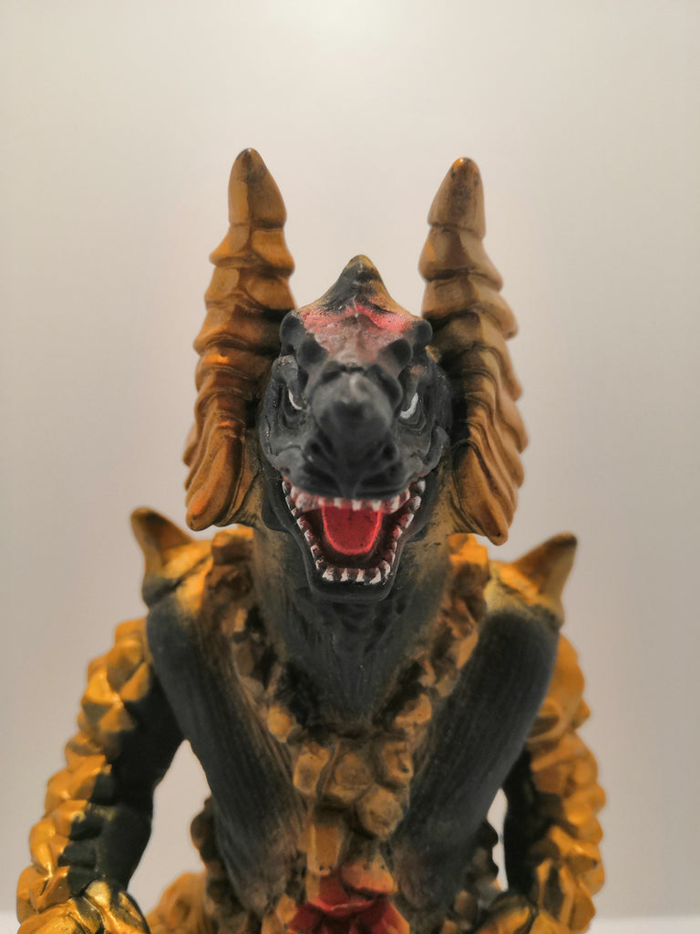 BANDAI Ultraman Tiga Ultra Monster Kaiju Goldras Vintage Figure 1997 ...