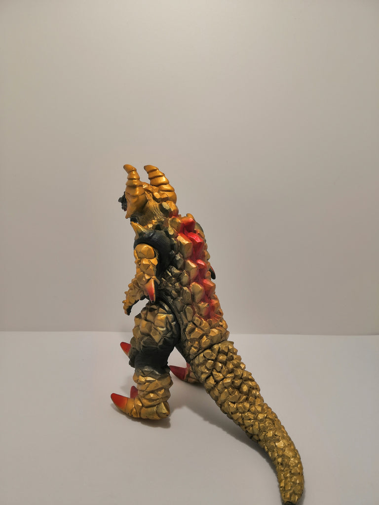 BANDAI Ultraman Tiga Ultra Monster Kaiju Goldras Vintage Figure 1997 ...