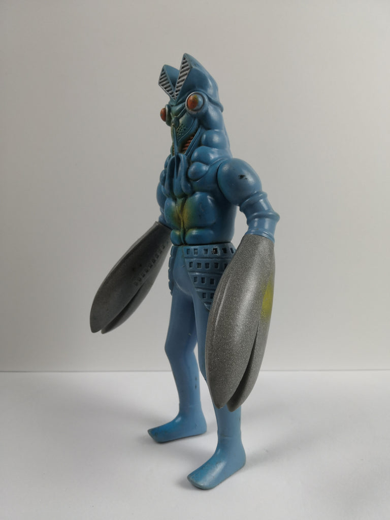 BANDAI Ultraman Kaiju Alien Baltan Vintage Figure 1983 – Senpai Mart