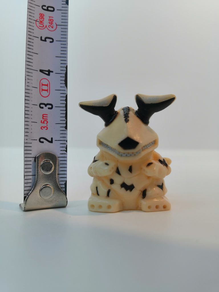 BANDAI Ultraman Kaiju Eleking Finger Puppet Mini Figure – Senpai Mart