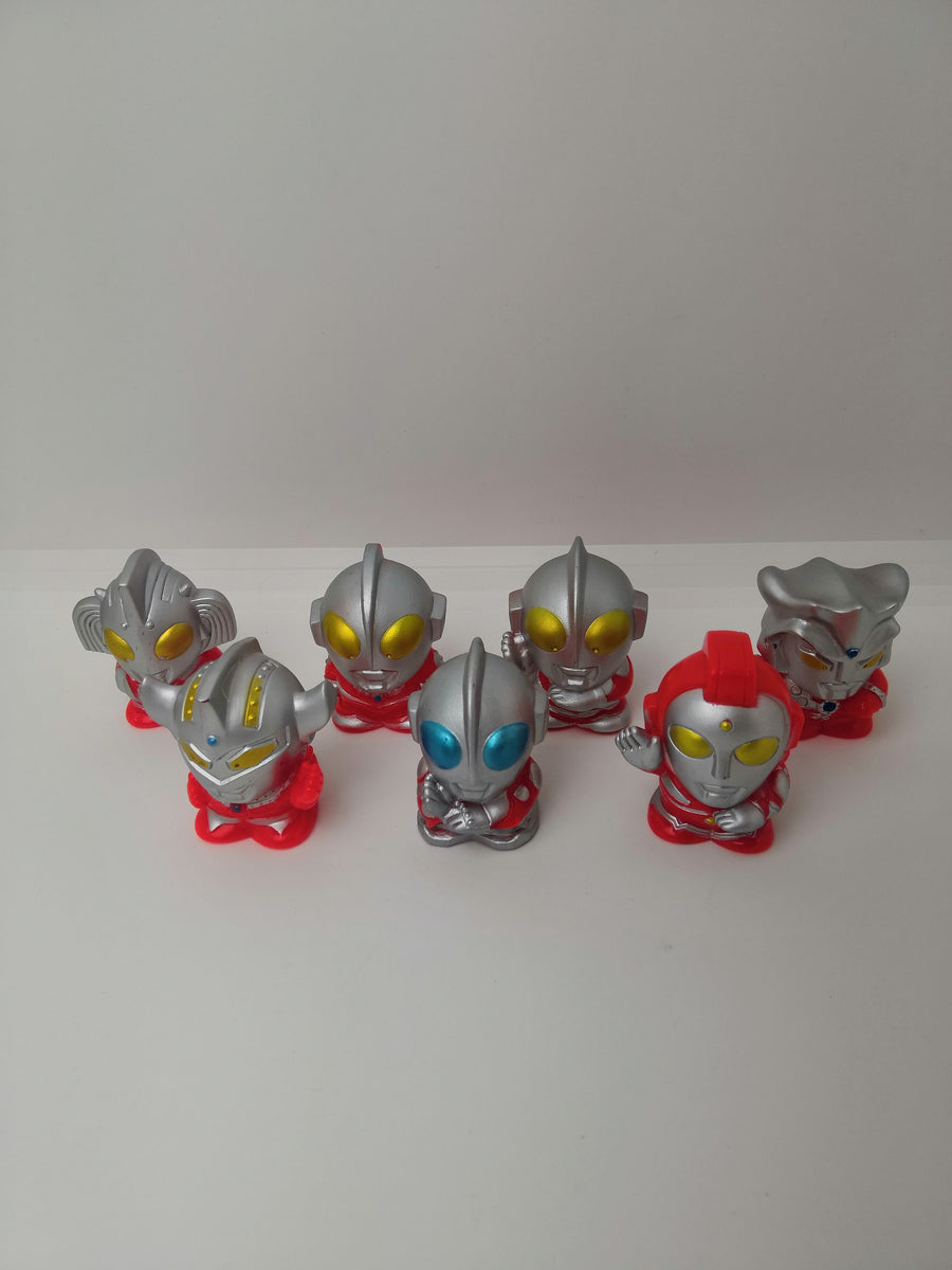 BANDAI Ultraman SD Finger Puppet 4cm Set of 7 – Senpai Mart