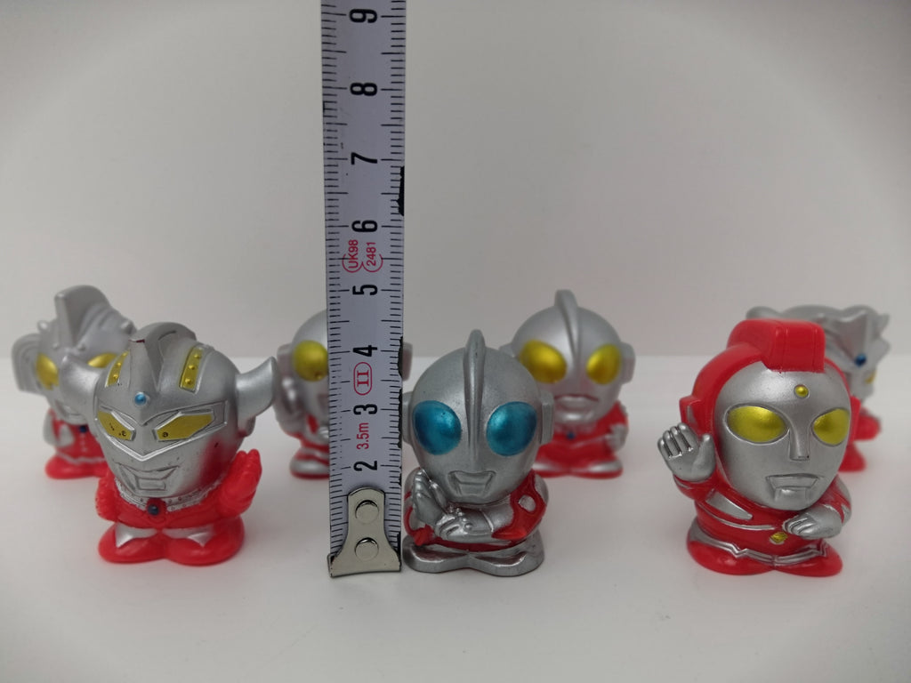 BANDAI Ultraman SD Finger Puppet 4cm Set of 7 – Senpai Mart